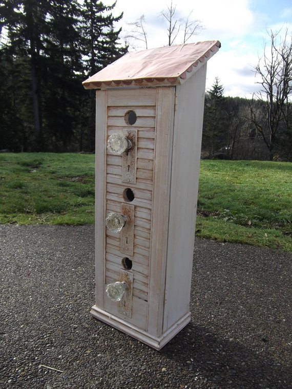 Here Are Some Creative Old Shutter Home Decoration Ideas