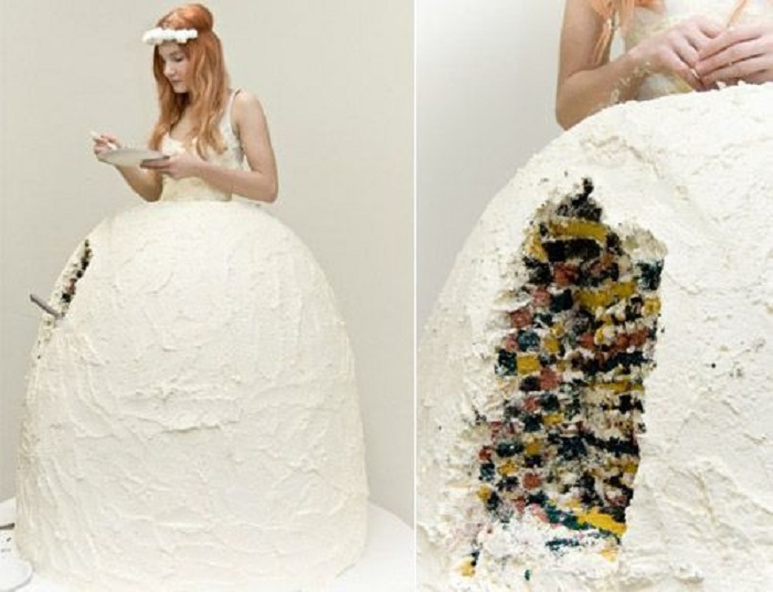 40 Bizarre Wedding Dresses That Never Should Have Existed