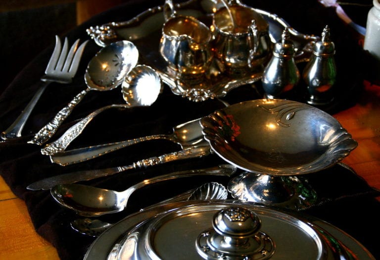 16 Practical And Helpful Ways To Use Chalk Around The Home