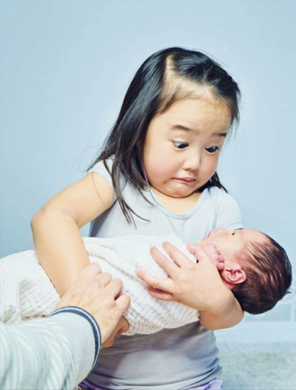 30 most awkward, funny, and bizarre sibling photos