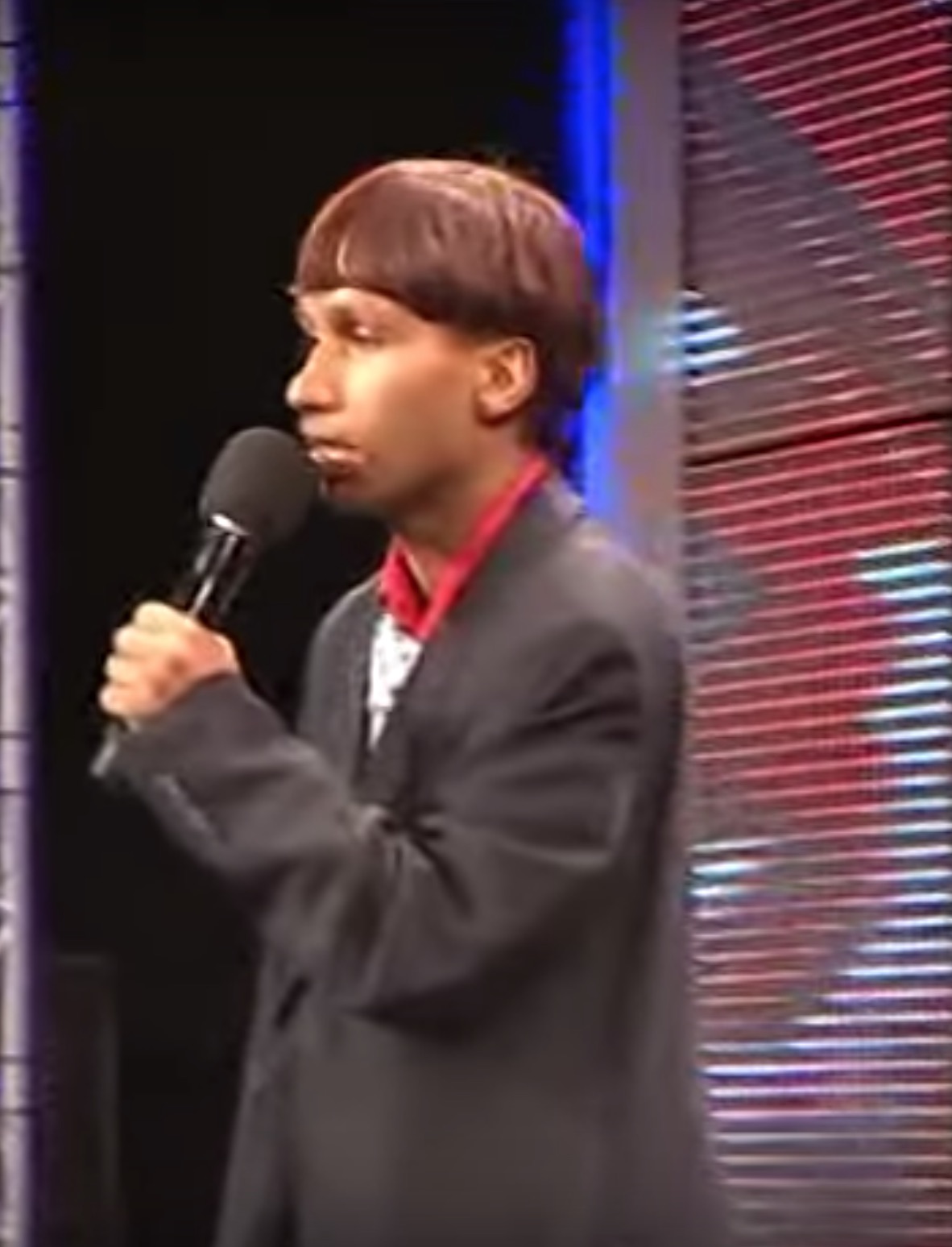 Singer's bad audition has all four judges dying of laughter