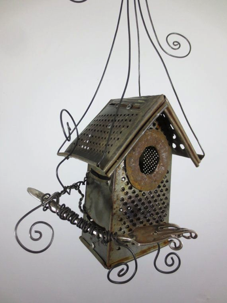 16 Cheese Grater Upcycles To Decorate Home And Garden