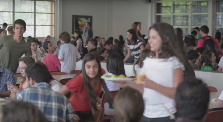 Amazing singing flash mob takes over university cafeteria