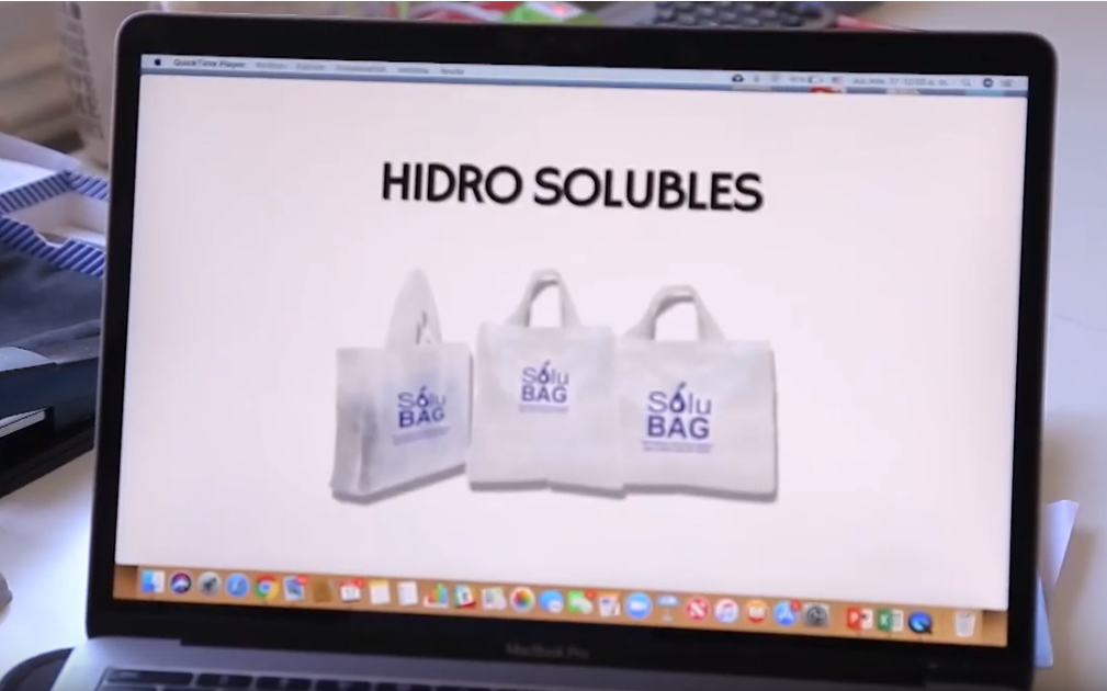 Grocery bags that dissolve in water may save environment
