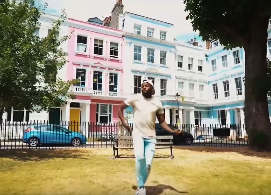 Deaf Dance Teacher Uses Feeling to Dance