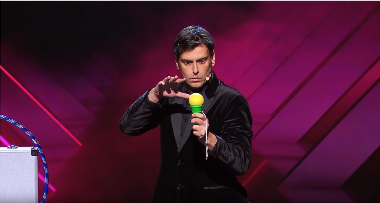 "Serious" magic man has all of Australia laughing