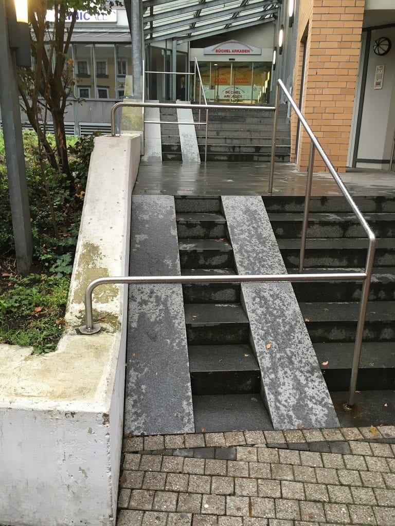 35 handicap designs that are a straight up slap in the face