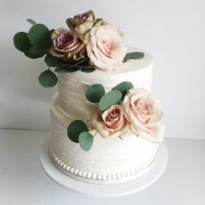 40 beautifully realistic cakes by a Canadian baker