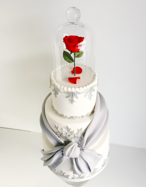 40 beautifully realistic cakes by a Canadian baker