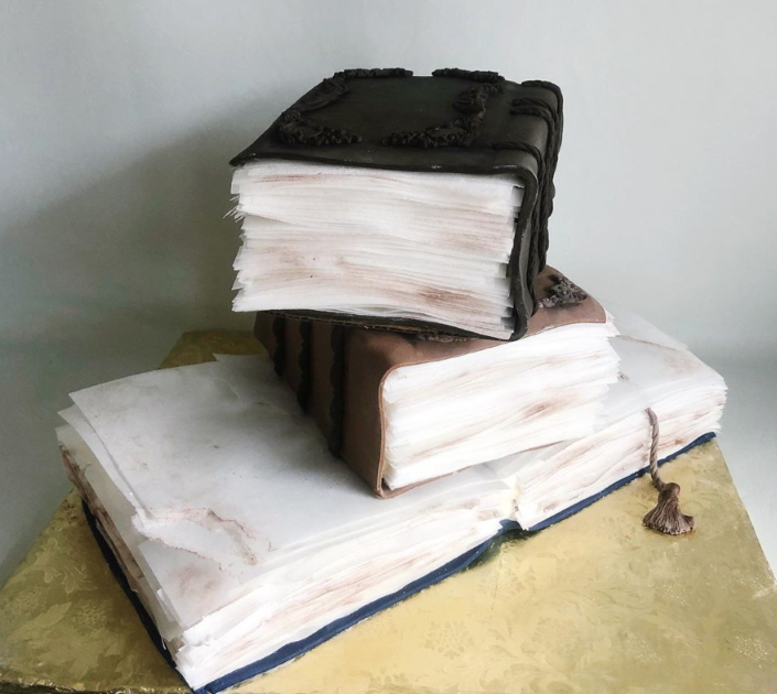 40 beautifully realistic cakes by a Canadian baker