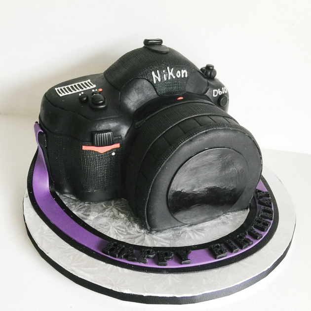 40 beautifully realistic cakes by a Canadian baker