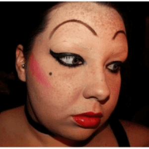 35 People Setting Their Own Style With Bizarre Eyebrows
