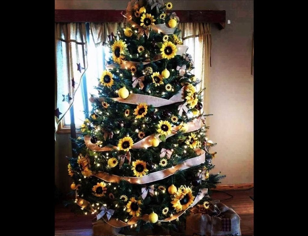 Sunflower christmas trees are the cheeriest decor