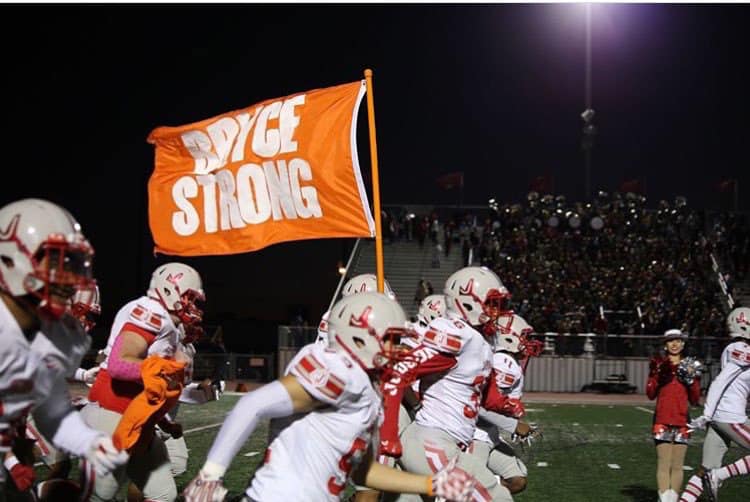 Student finds out he had a rare cancer, then marching band sends him ...