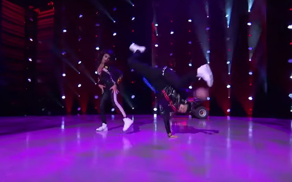 Dance in racing outfit enters stage, then light up the floor so bright ...