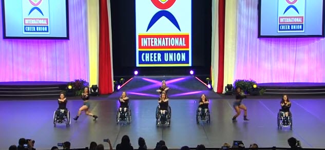 Women in wheelchairs put on sassy performance at Thanksgiving dinner