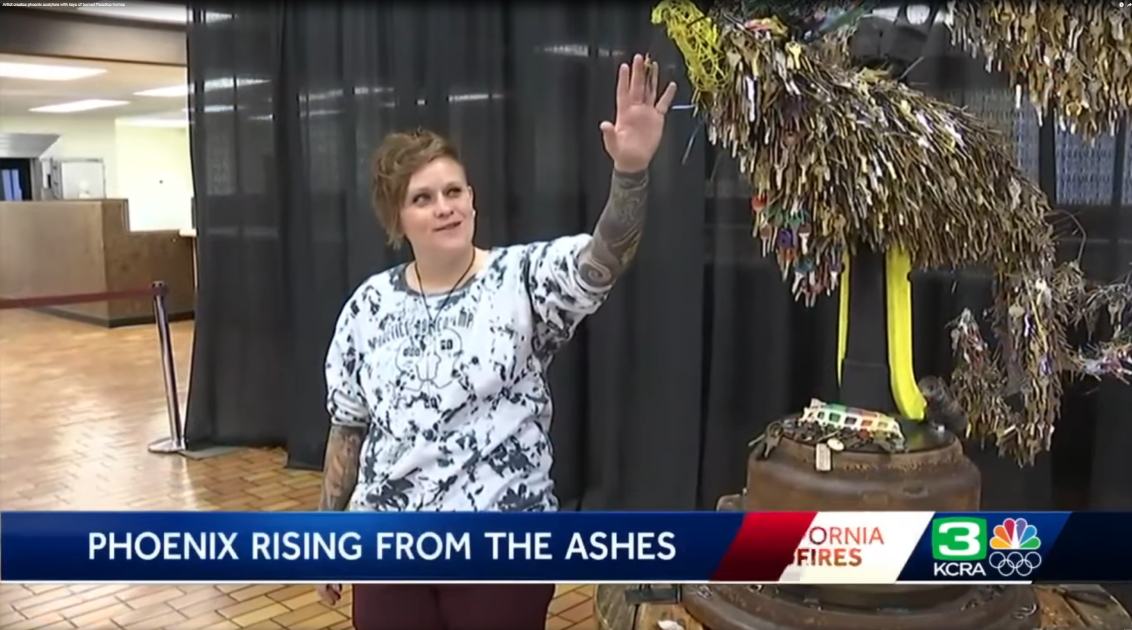 Art therapist collected 14,000 keys from wildfire victims – creates a ...