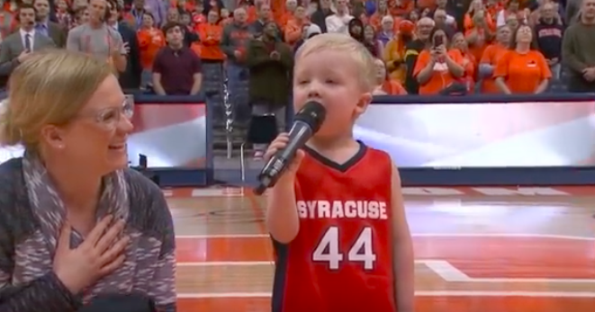 3-year-old steps to the mic – then sings his heart out delivering ...