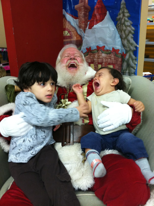 40 of the creepiest Santa's we've ever laid eyes on