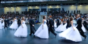 Prom students enter dance floor in single-file-line – then steal the ...