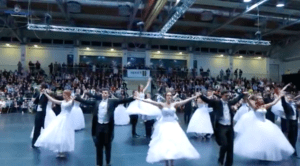 Prom students enter dance floor in single-file-line – then steal the ...