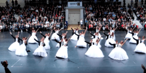 Prom students enter dance floor in single-file-line – then steal the ...