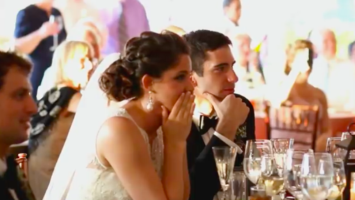 Sister steps on dance floor stage – gives hilarious wedding toast that ...