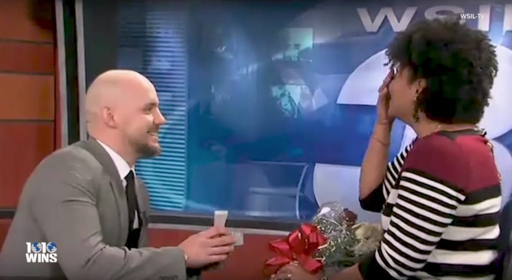 News anchor gives report – then her boyfriend interrupts to propose