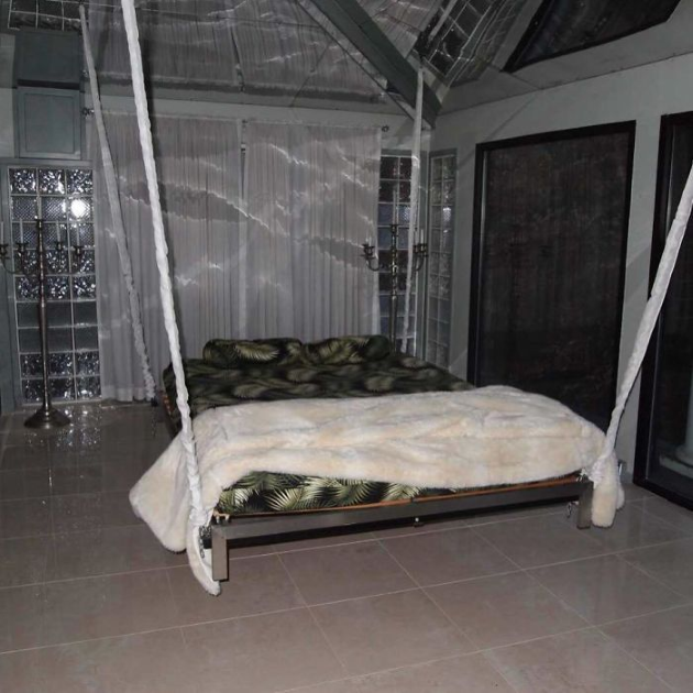 60 Beds that are so intimidating they probably give the owners nightmares
