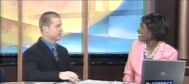 Weatherman proposes to news anchor on live TV