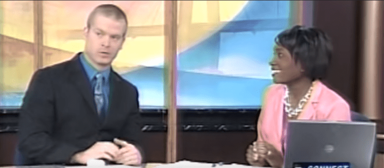 Weatherman proposes to news anchor on live TV