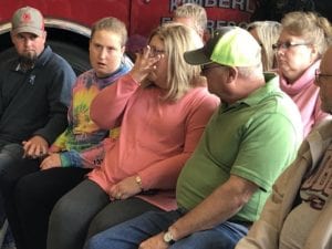 Powerful moment man falls to his knees for fallen officer caught on camera