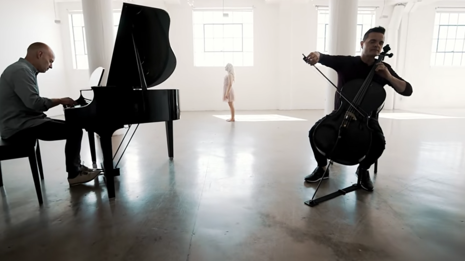 Dancers perform incredible routine with live musicians