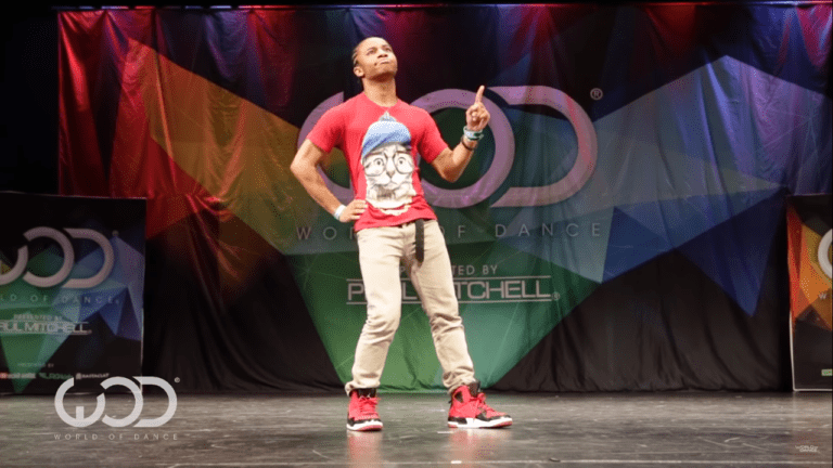 Dancer does impressive robotic choreography at World of Dance Championships