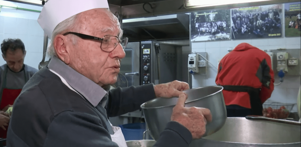 90-Year-old Italian chef has been feeding the homeless for 15 years