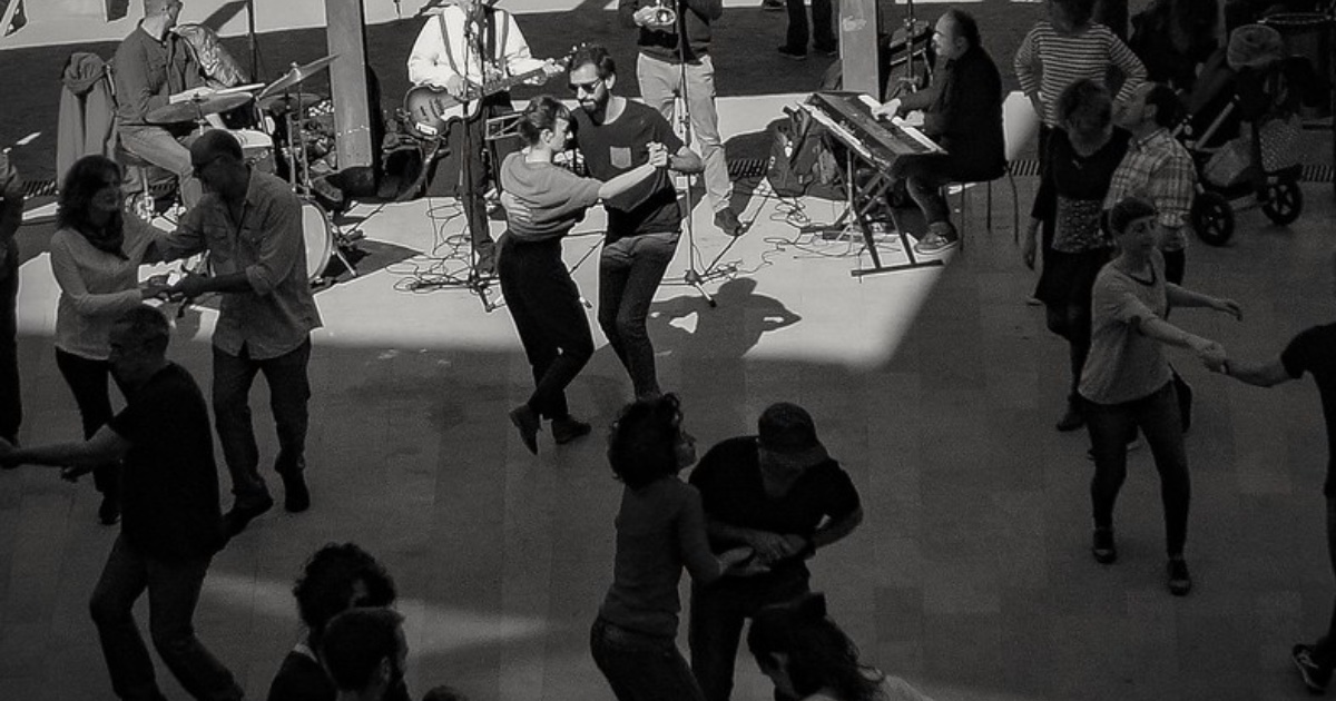 Woman’s slick moves take rock ‘n’ roll to the next level