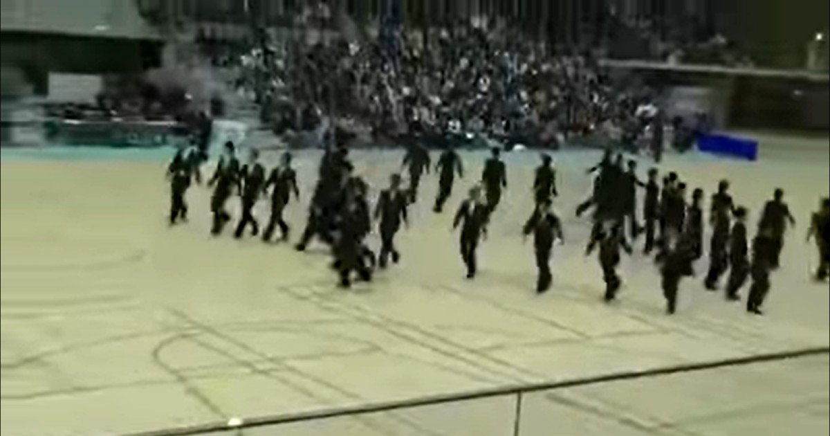 Incredible synchronized walking routine leaves audience cheering for more