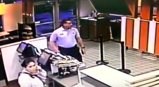 Fast food worker goes ‘hero mode’ when woman’s kids start screaming at ...