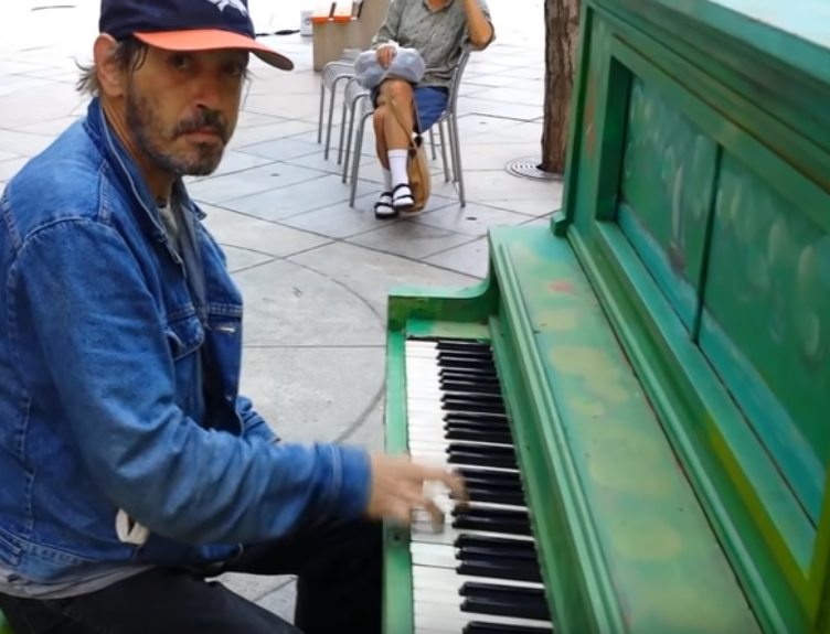 Homeless Man’s Version Of “Bohemian Rhapsody” Is Moving