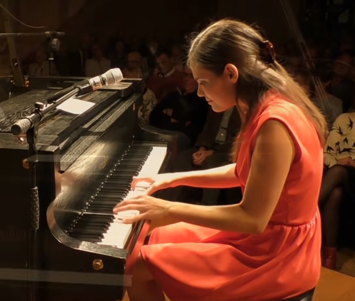 Young woman’s electrifying “boogie woogie” performance sets the stage ...