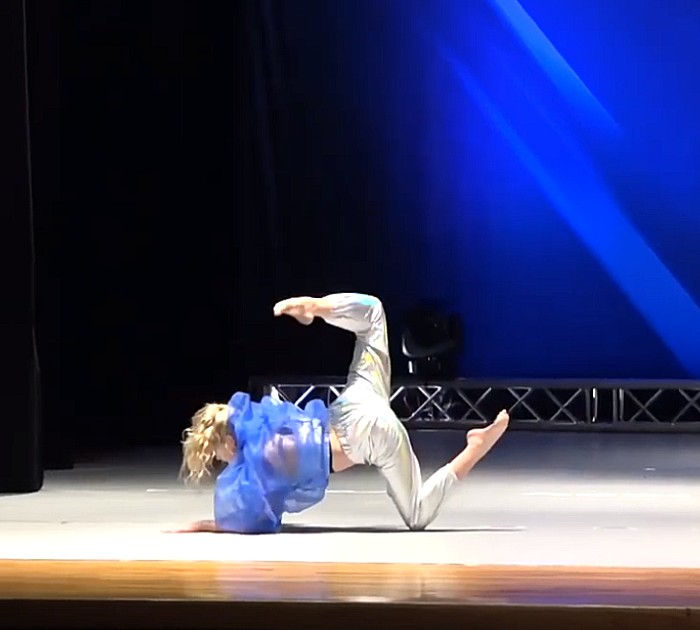 Striking tiny dancer takes over the stage with impressive acrobatic ...