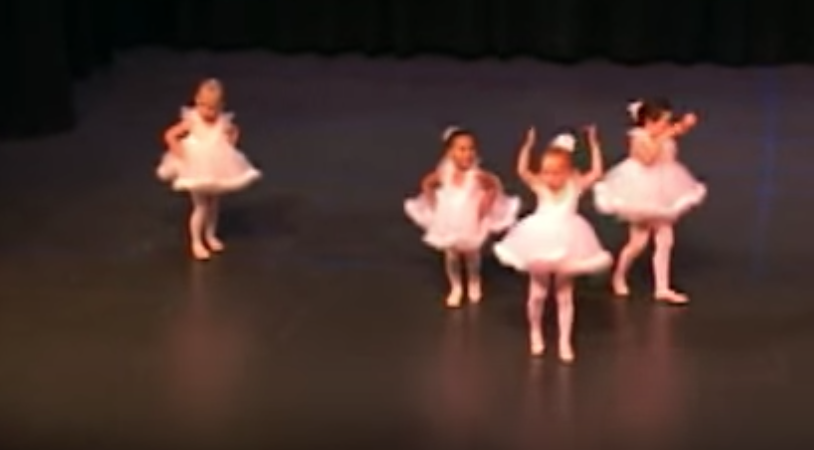 Tiny dancers hilariously improvise recital moves when they forget what ...