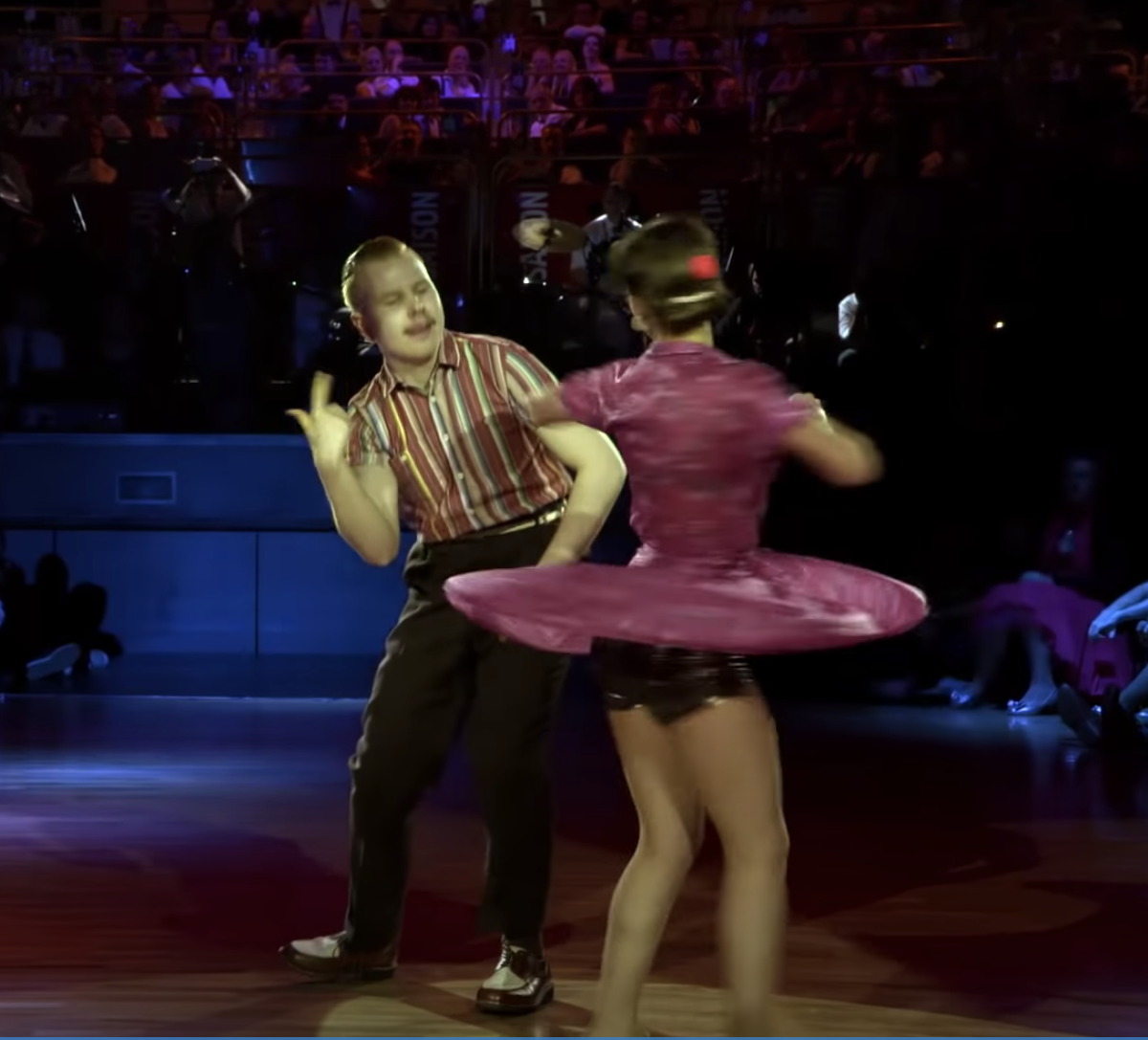 Couple Delight Crowd With Boogie Woogie Dance