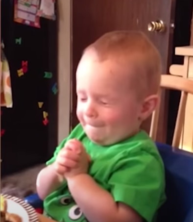 Little Girl Melts Hearts With Adorable Prayer