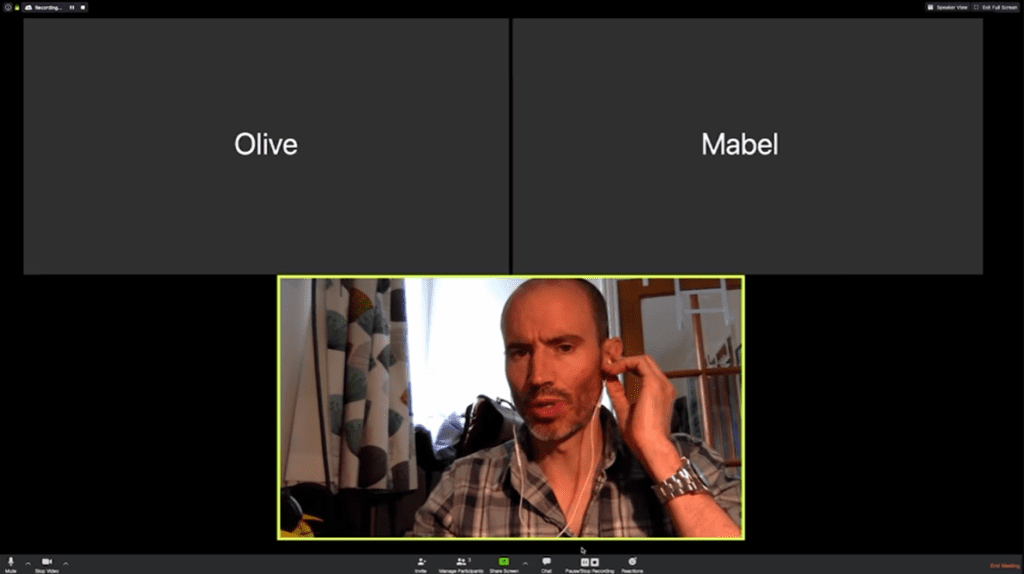 Man hosts zoom call with his two dogs to discuss business but their ...