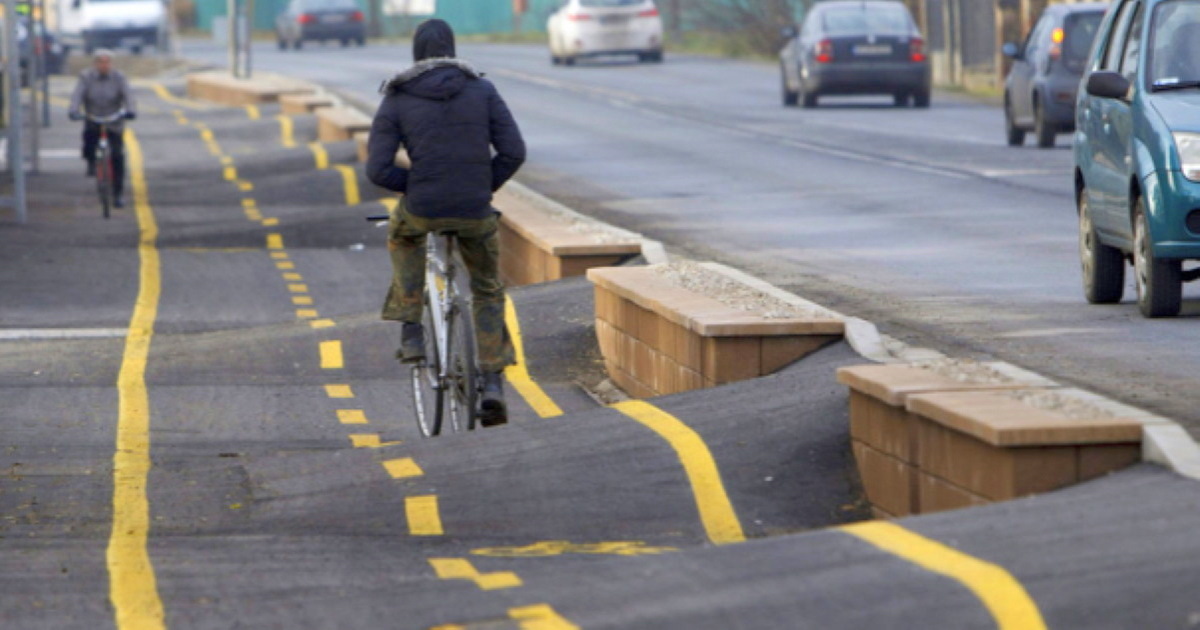 75 Designers That Tried But Failed Dramatically