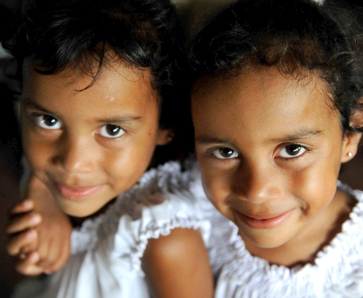 Twins Get Into Adorably “Deep” Conversation