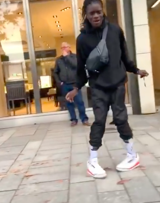 Guy’s smooth ‘moonwalk’ dance takes over streets in Paris