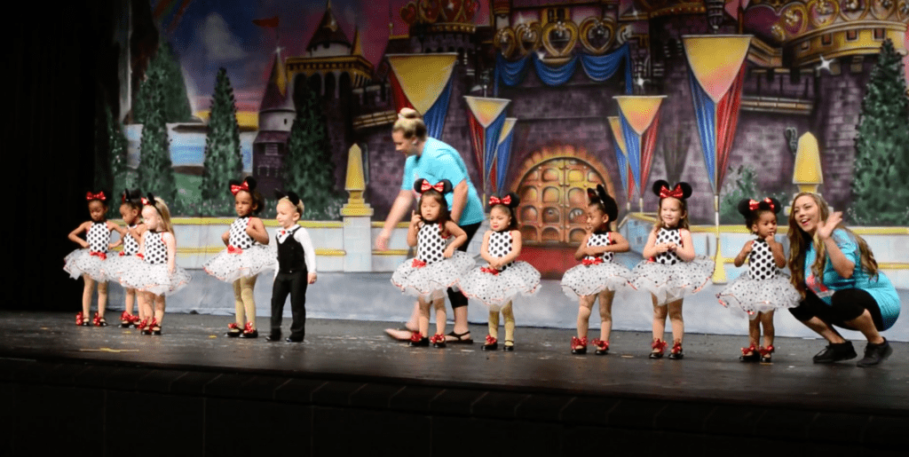 Tiny featured dancer steals the show in seconds of recital