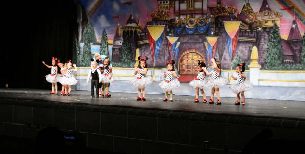 Tiny featured dancer steals the show in seconds of recital